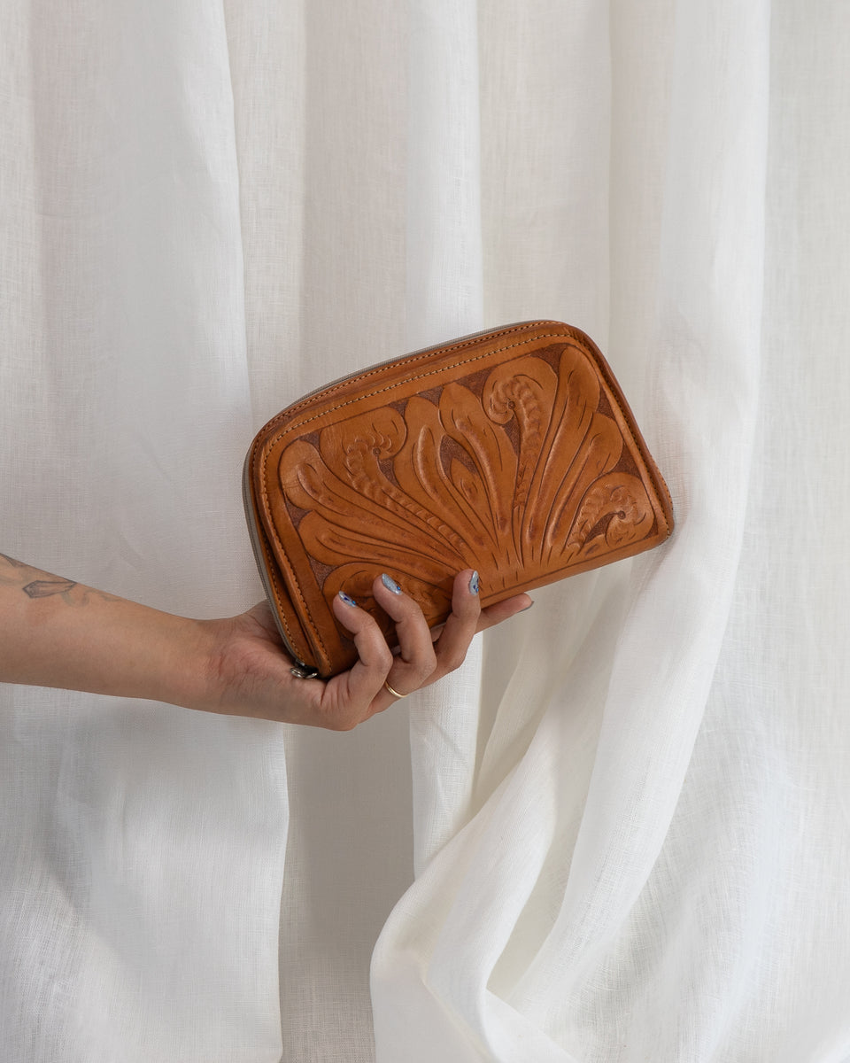 1990s Etched Leather Planner – Salama Vintage